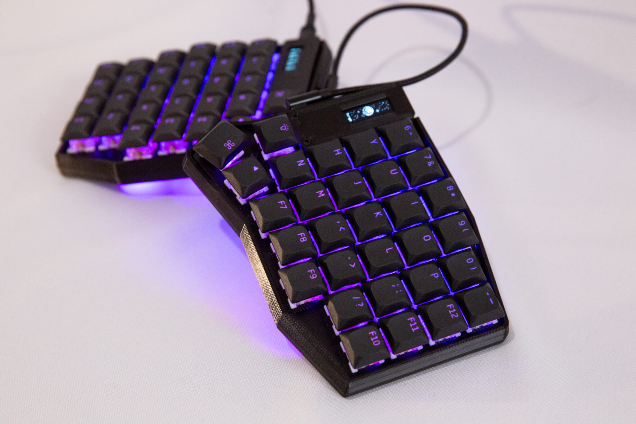 Teclado ergonômico dividido do Brasil - Tergo Teclados