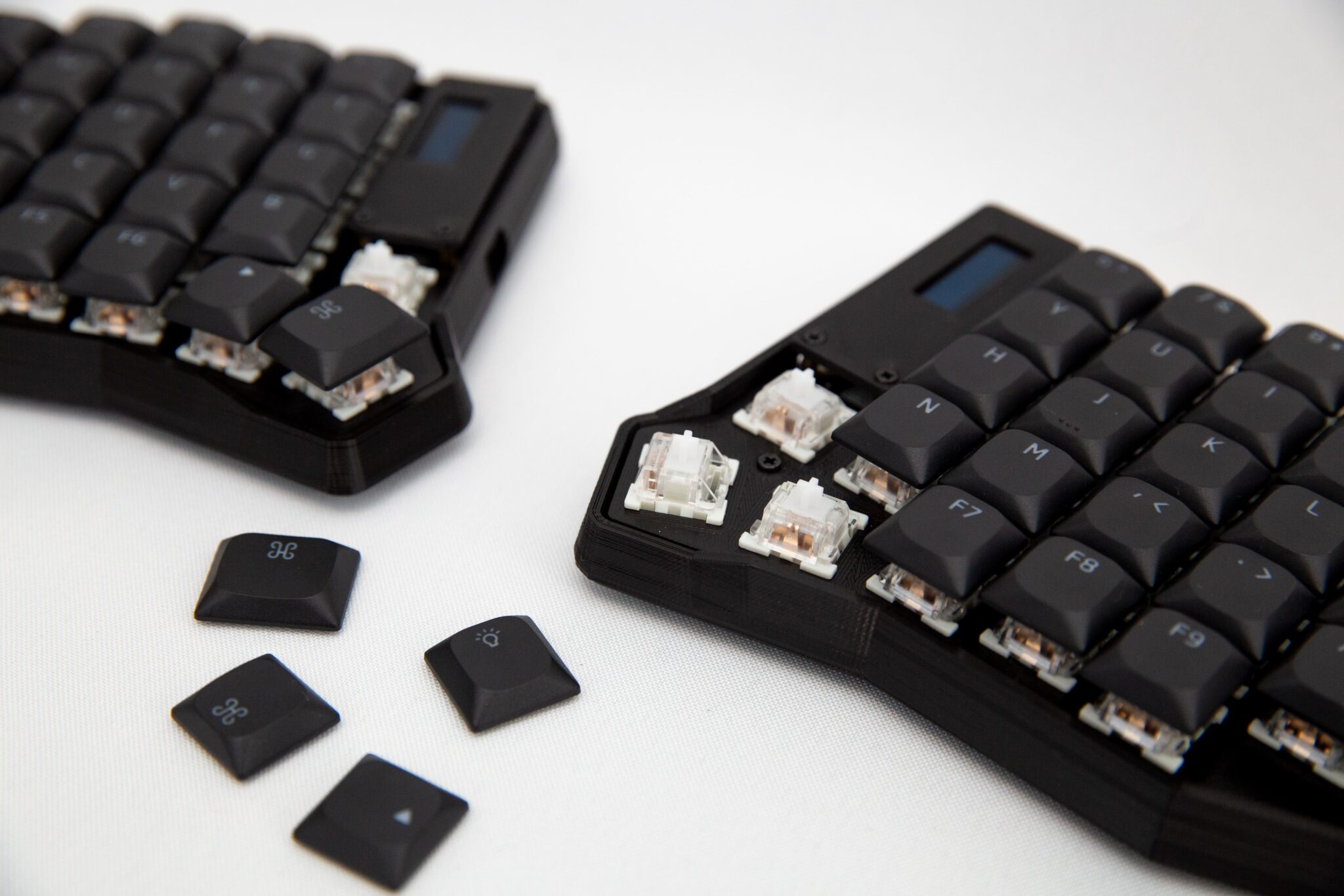 Teclado ergonômico dividido do Brasil - Tergo Teclados