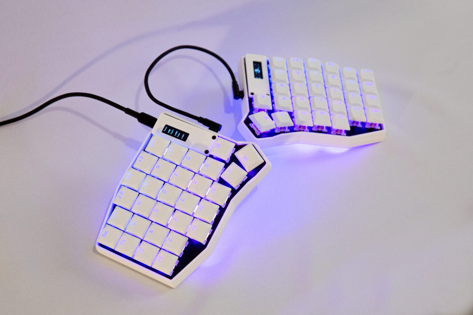 Teclado ergonômico dividido do Brasil - Tergo Teclados